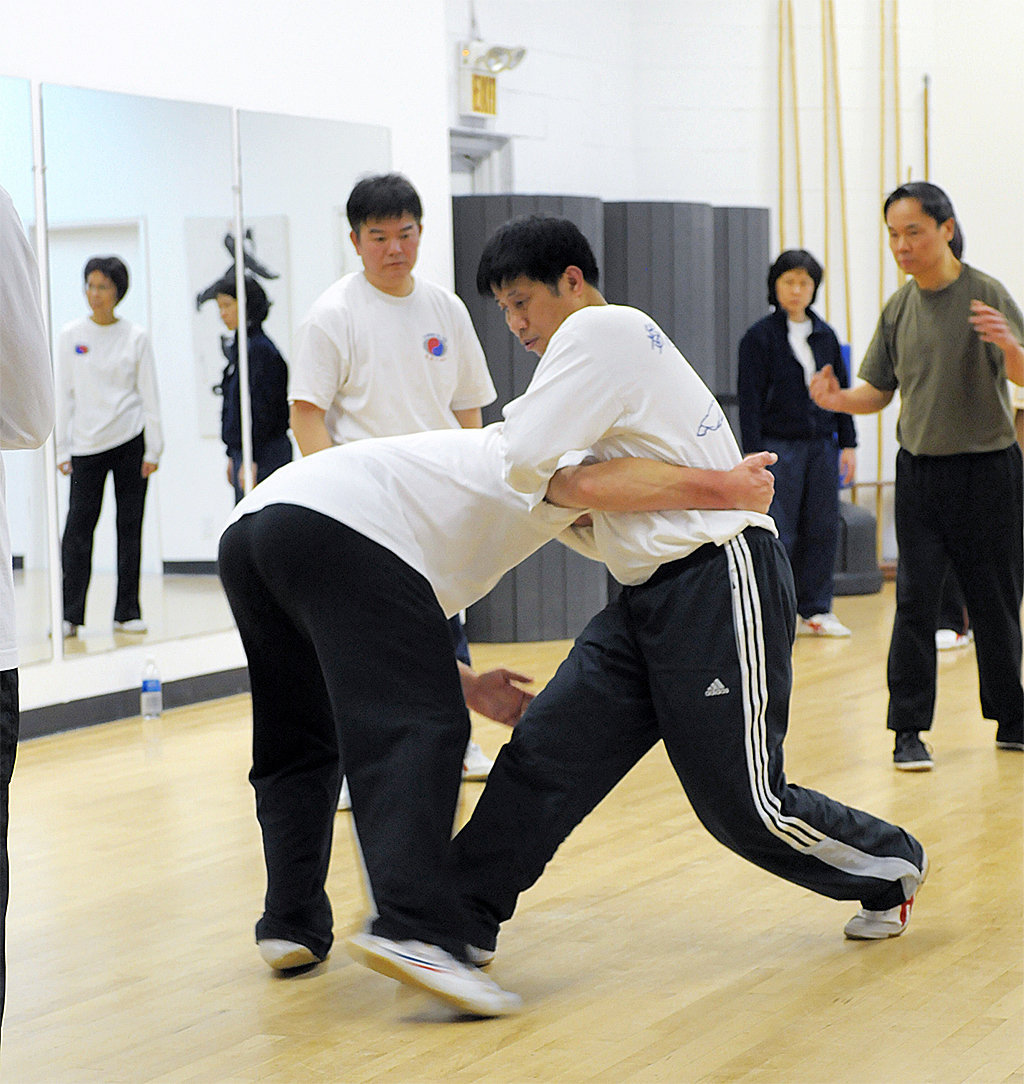 Tai Chi Push Hands – JI HONG TAI CHI & QI GONG MISSISSAUGA