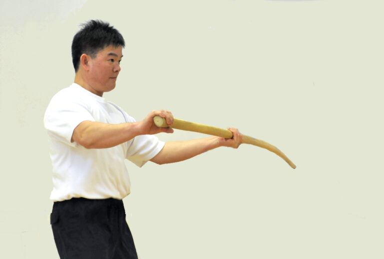 Tai Chi Weapons – JI HONG TAI CHI & QI GONG MISSISSAUGA